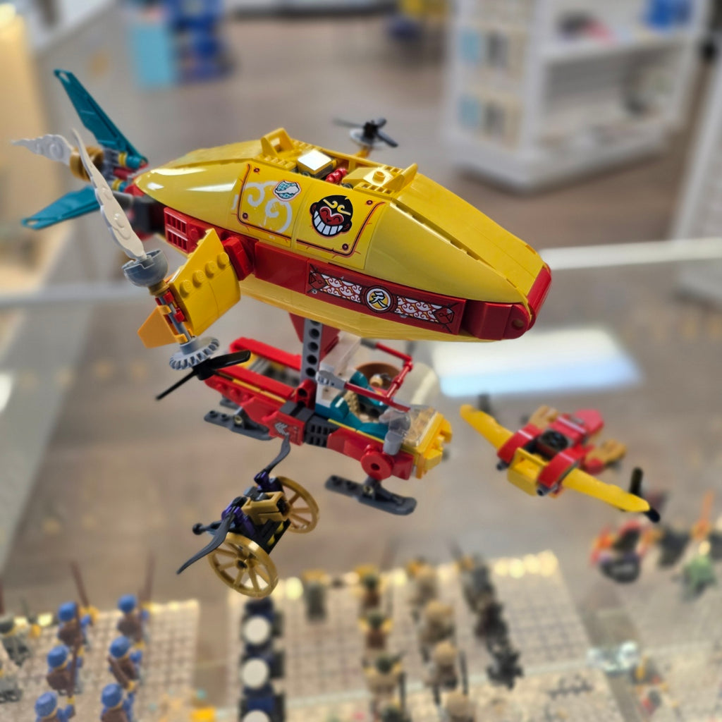 80046 Monkie Kid's Cloud Airship (Previously Owned) – Bricks and Minifigs Ontario