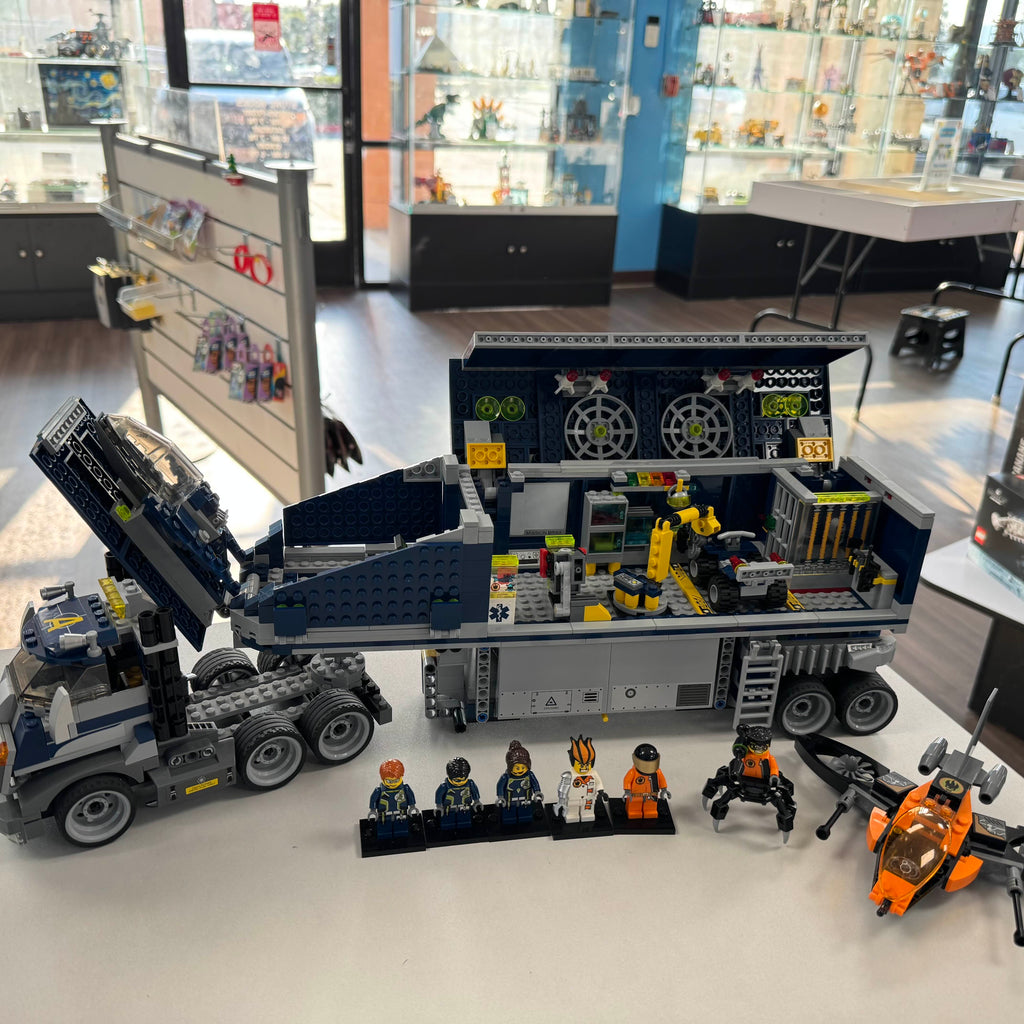 8635 Mission 6: Mobile Command Center (Retired) (Previously Owned) – Bricks and Minifigs Ontario