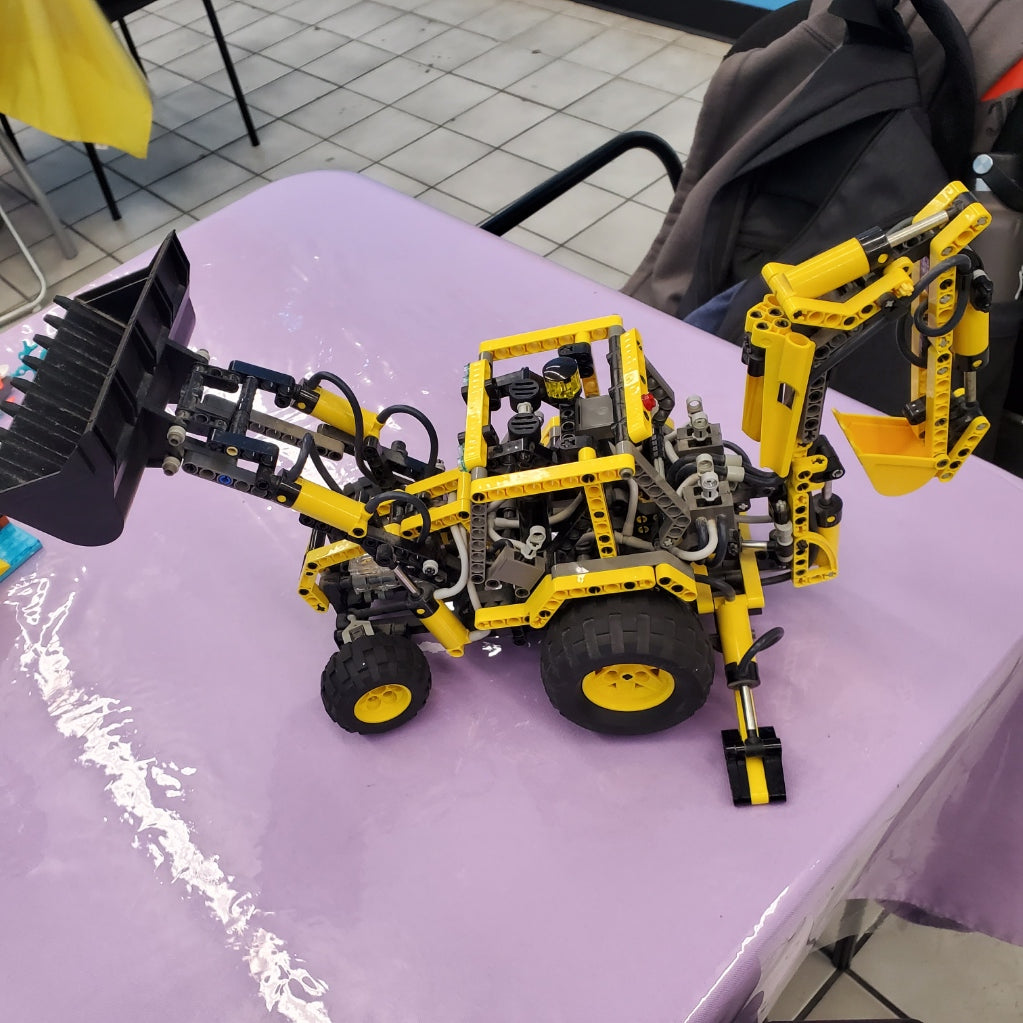 8455 LEGO Technic: Back-hoe Loader (Retired) (Previously Owned ...