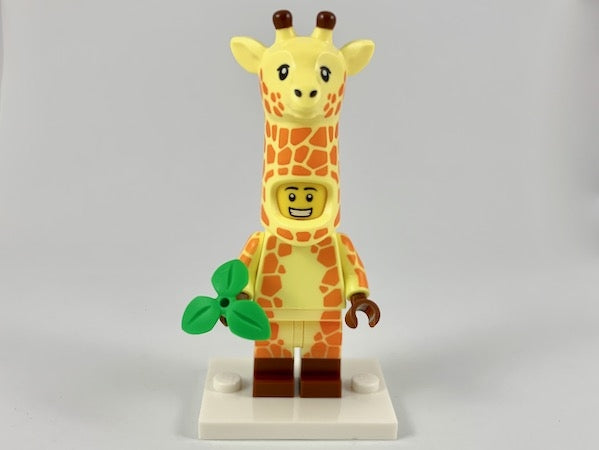 coltlm2-4 Giraffe Guy, The LEGO Movie 2 – Bricks and Minifigs Ontario