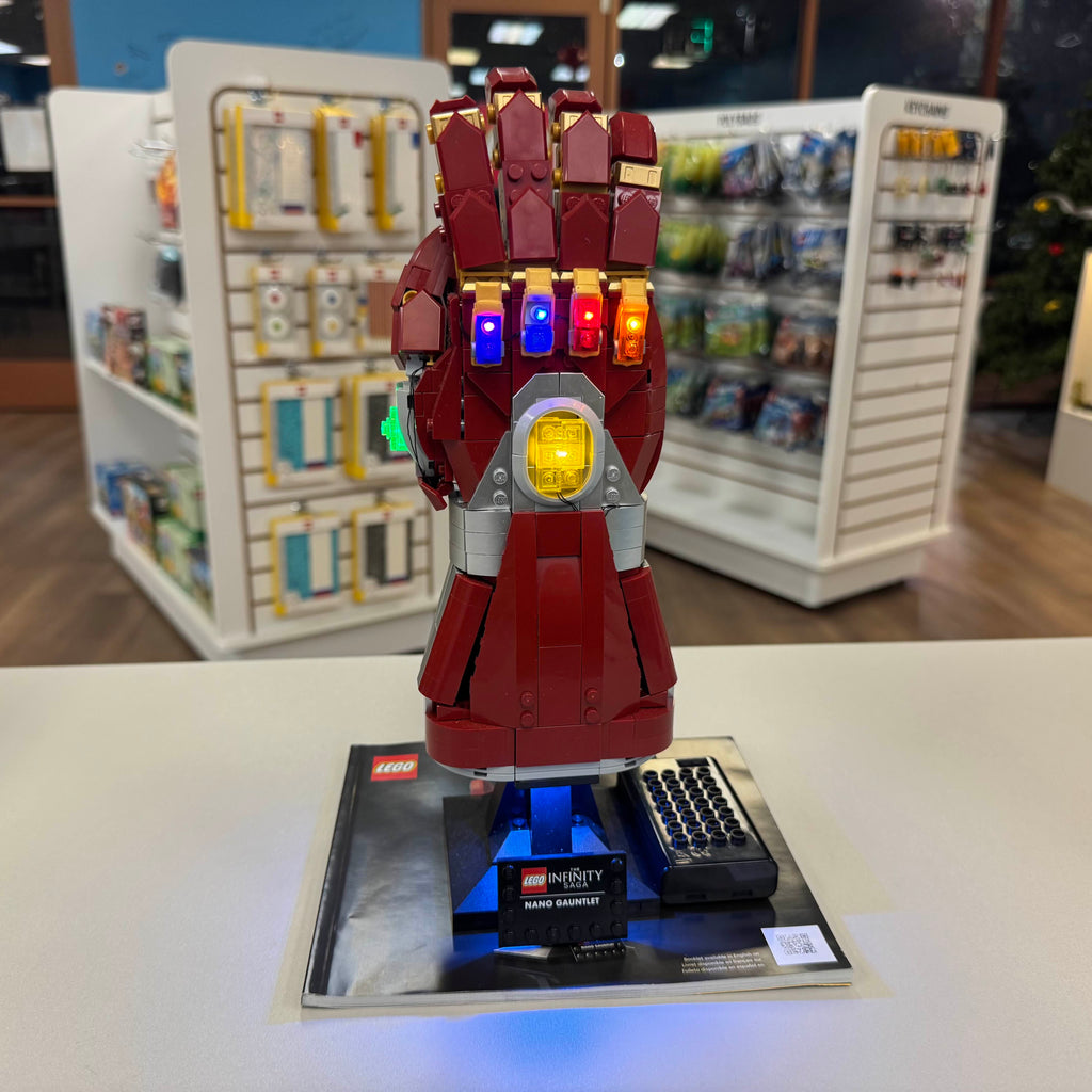 76223 Marvel Nano Gauntlet (Previously Owned) (Retired) includes light ...