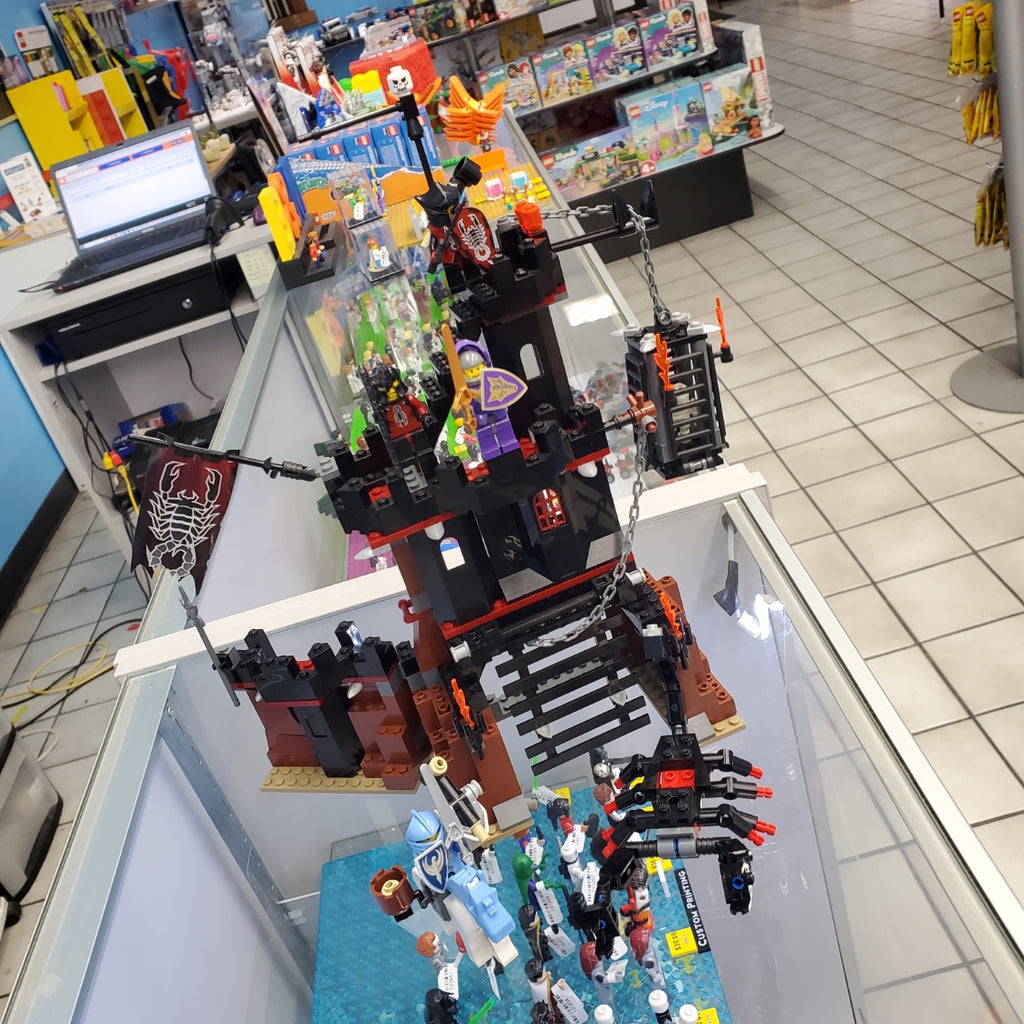 8876 Scorpion Prison Cave (Retired) (Previously Owned) – Bricks and ...